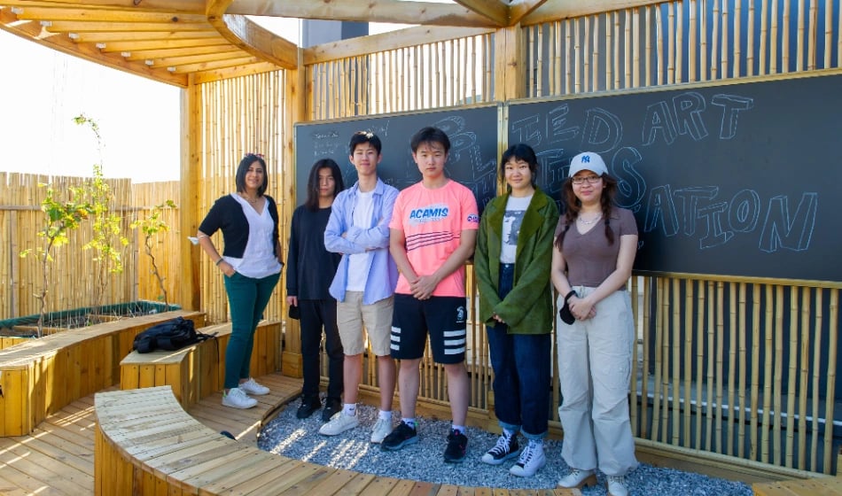 Students help design ISB rooftop garden!